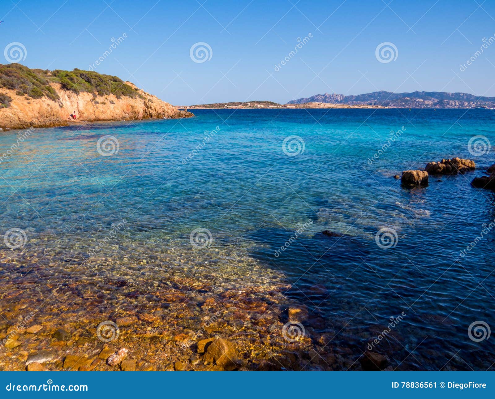 Île De Caprera, La Maddalena Image stock - Image of admirez, propre ...