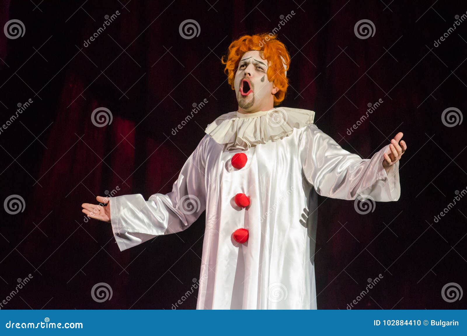 Ópera clásica Pagliacci imagen editorial. Imagen de traje - 102884410