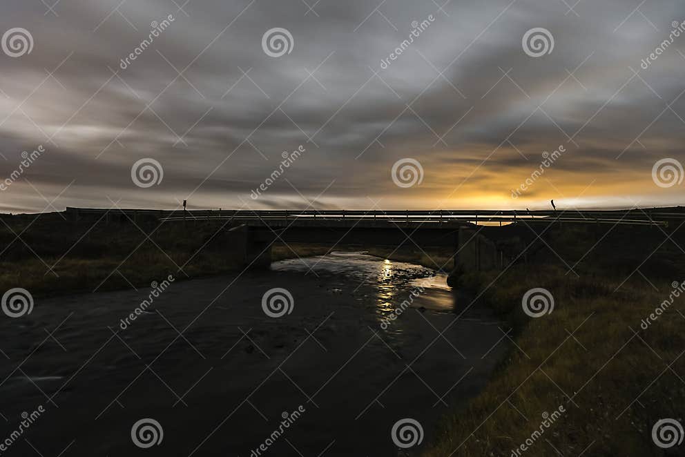 Creeks in Iceland stock image. Image of himinn, sparsely - 231324927