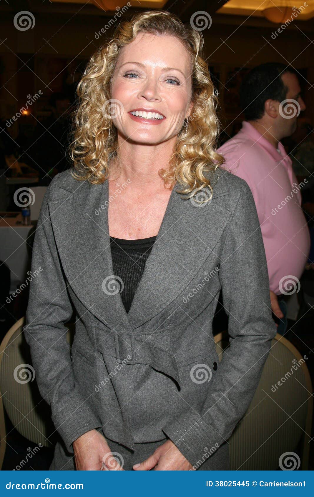 北部的Sheree 编辑类图片. 图片 包括有 收集器, 中心, 好莱坞, 常规, 万豪, 显示, 北部 - 38025445