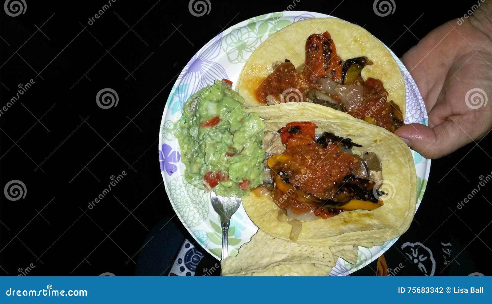 Deliciousness 库存照片. 图片 包括有 鳄梨调味酱捣碎的鳄梨酱, 午餐, 食物, 正餐, 法加它 - 75683342