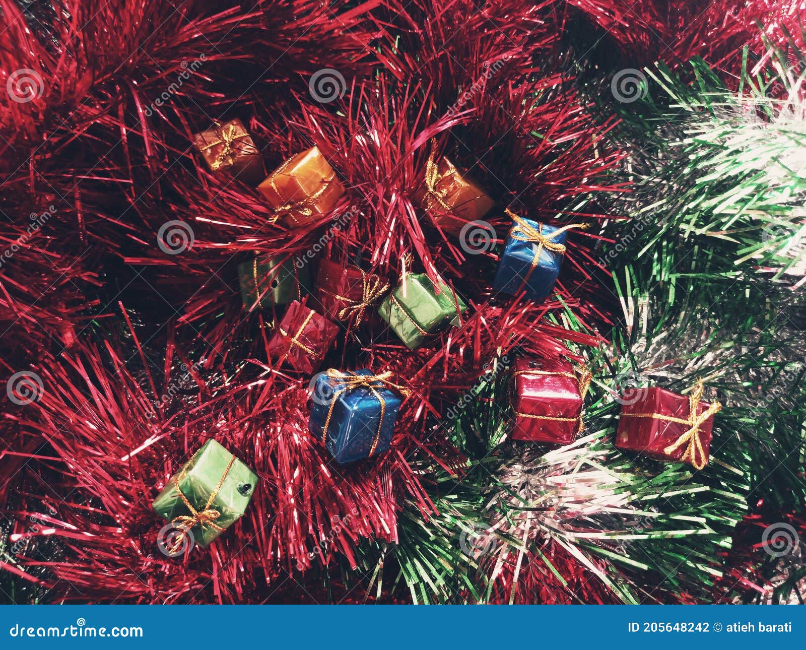 Colorful Christmas Gifts 库存照片. 图片 包括有 奶油, 欢乐, 艺术, 庆祝 - 205648242