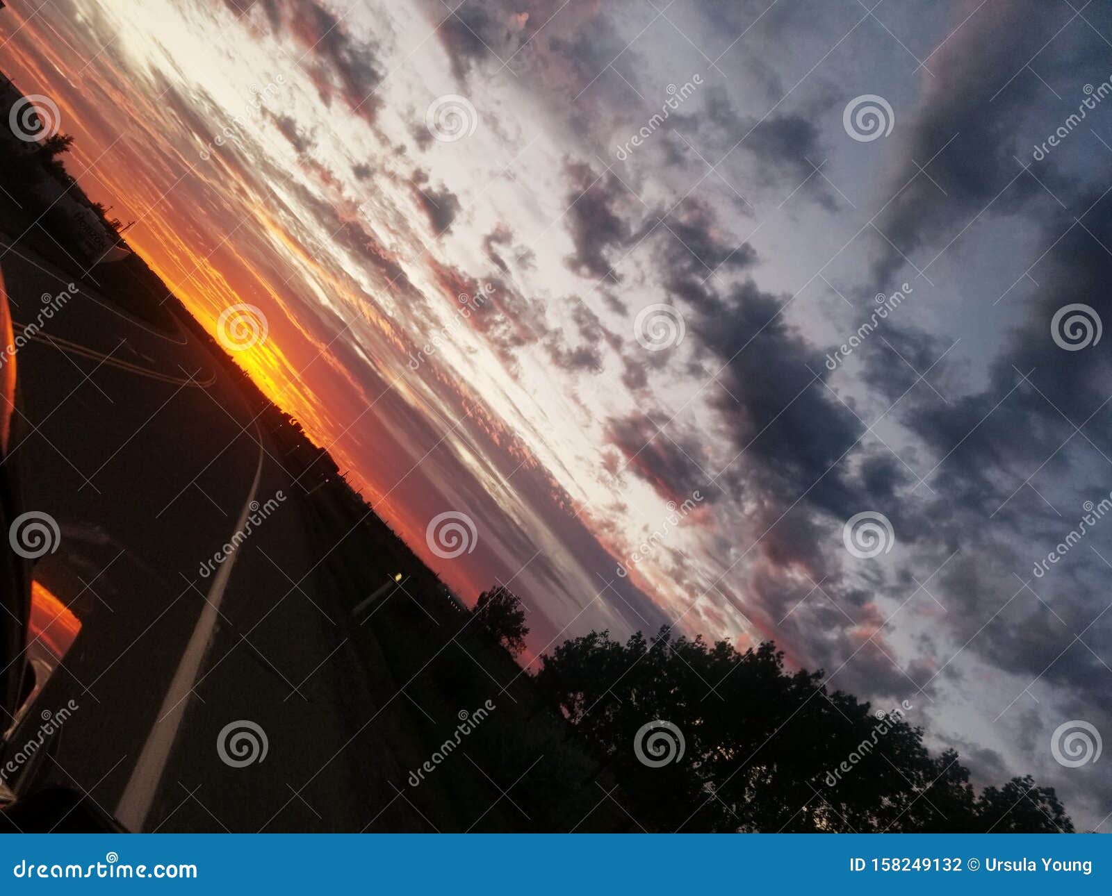 Intensely beautiful 库存照片. 图片 包括有 心情, 强烈地, 生活, 国家（地区） - 158249132