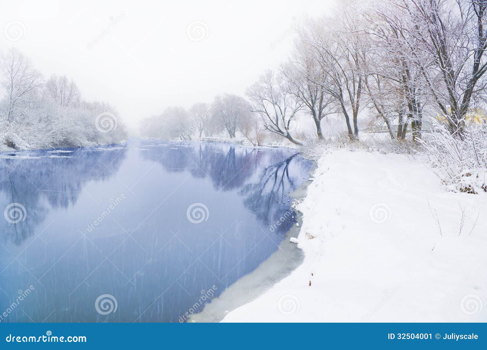 Frozen river 库存图片. 图片 包括有 波罗的海, 梦想, 季节性, 孤独, 深深, 天气, 国家（地区） - 32504001