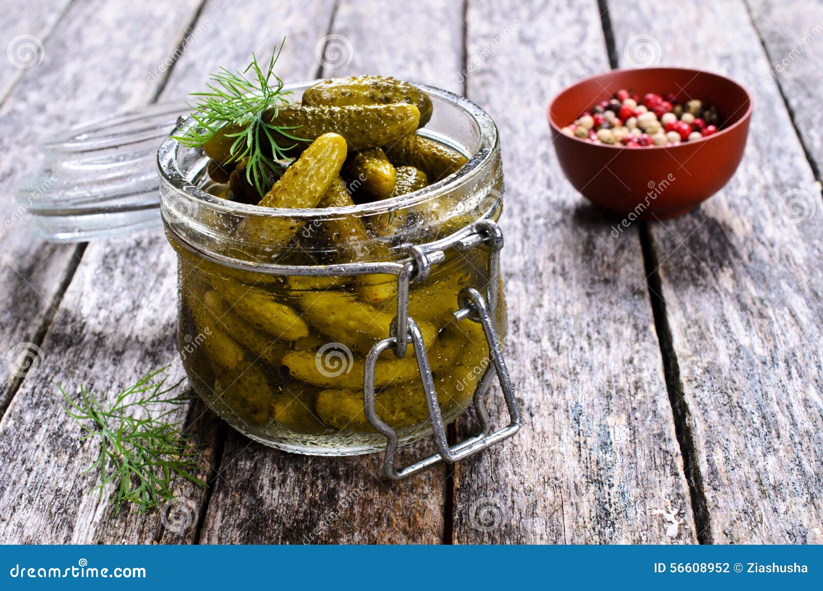 Pickles 库存照片. 图片 包括有 特写镜头, 黄瓜, 健康, 嫩黄瓜, 厨房, 自创, 成份, 有机 - 56608952