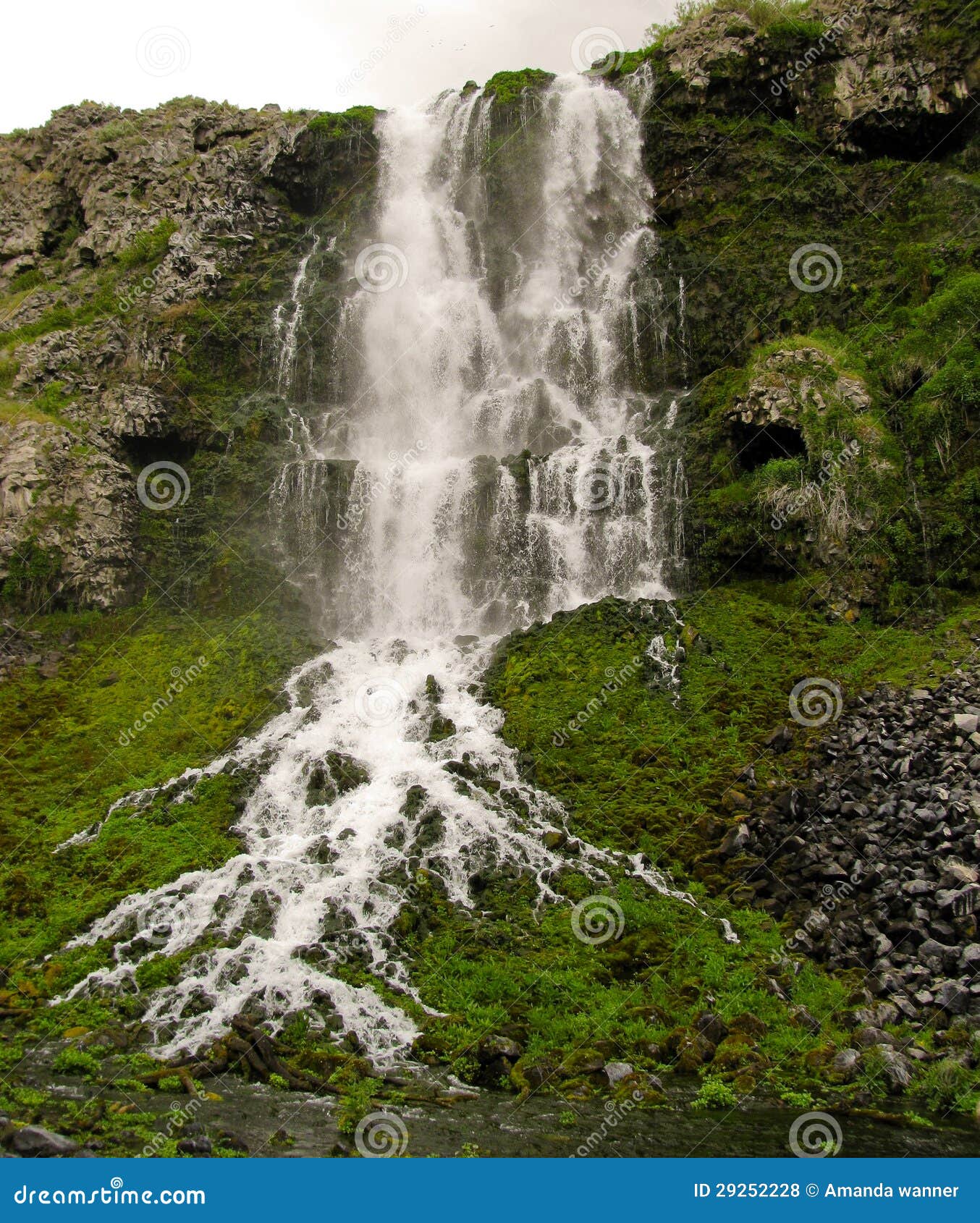 1000 Springs Waterfall stock photo. Image of pretty, nature - 29252228