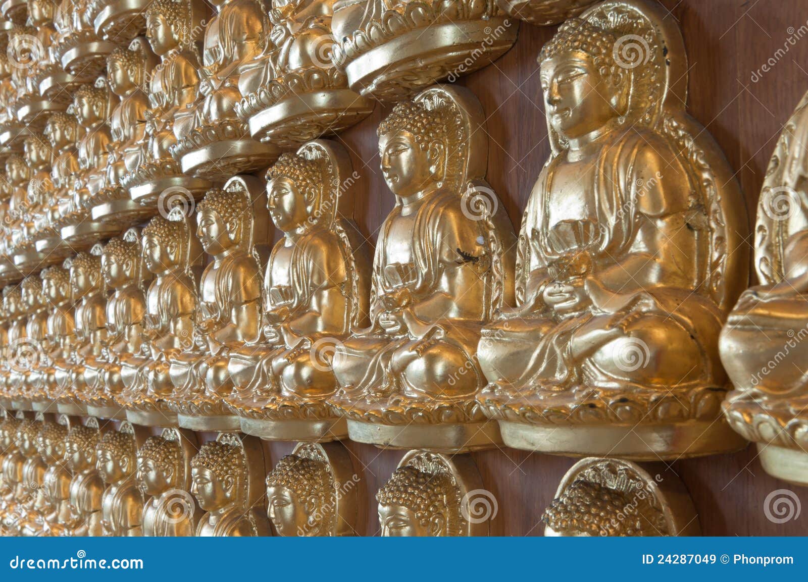 10000 Golden Buddha in Chinese Temple Stock Image - Image of faith ...
