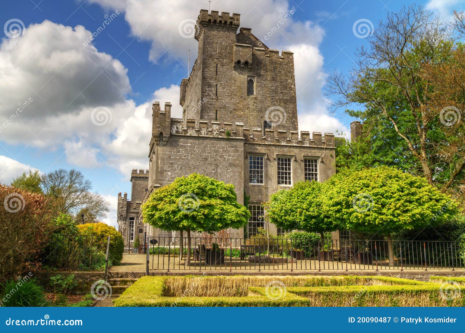 15th Century Knappogue Castle Stock Image - Image of ireland, landmark ...