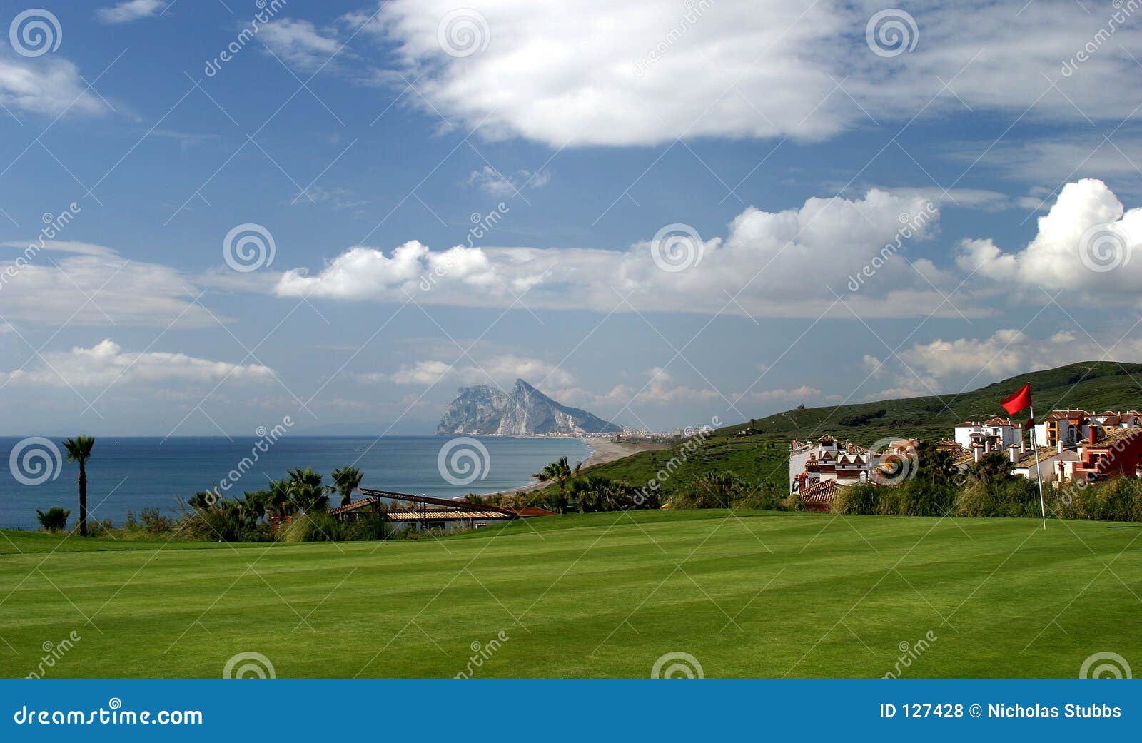18o Verde No Campo De Golfe Com Vistas a Gibraltar Foto de Stock ...