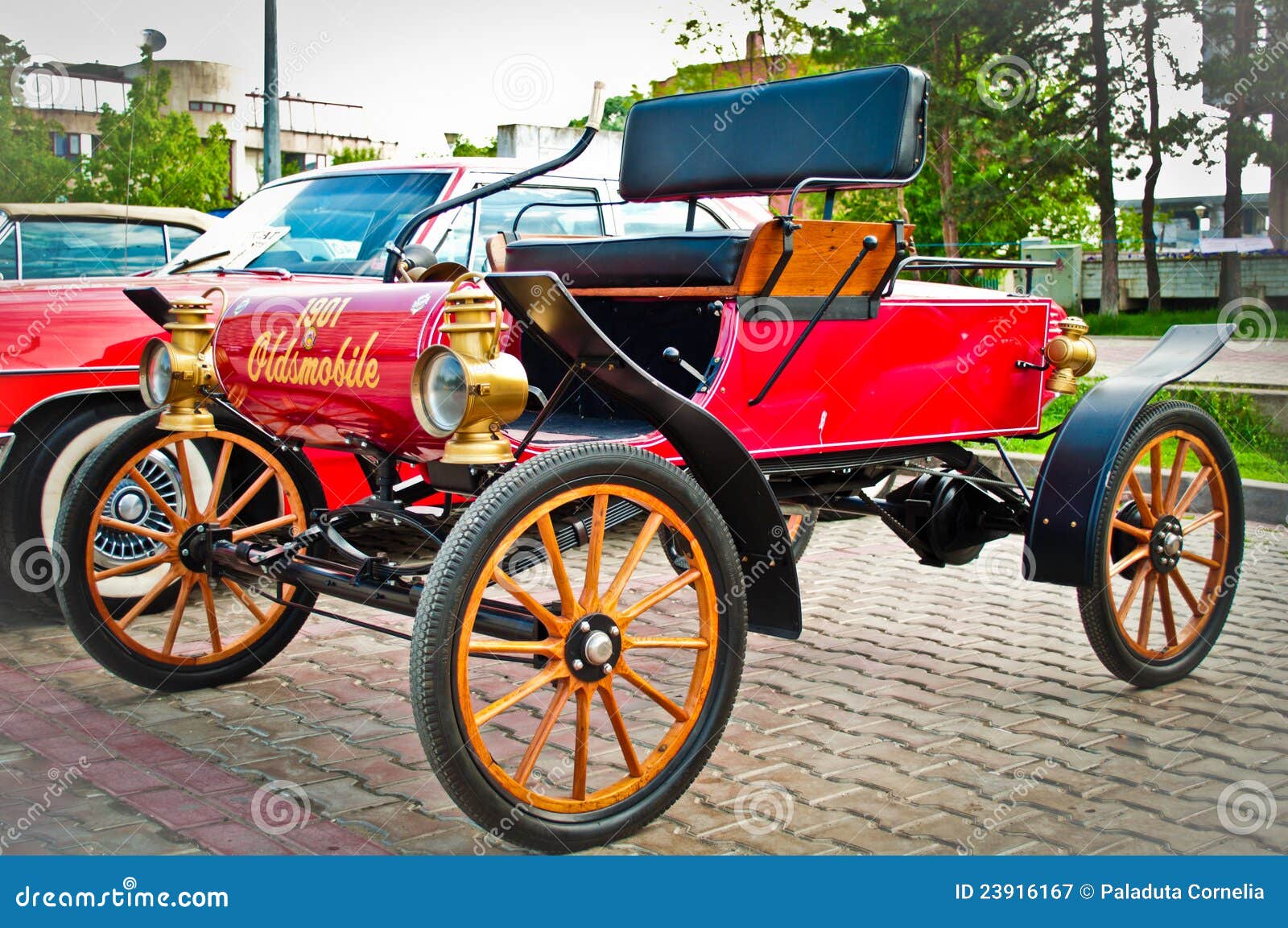 1901 oldsmobile 图库摄影片. 图片 包括有 显示, 字段, 道路, 种族, 红色, 有历史 - 23916167