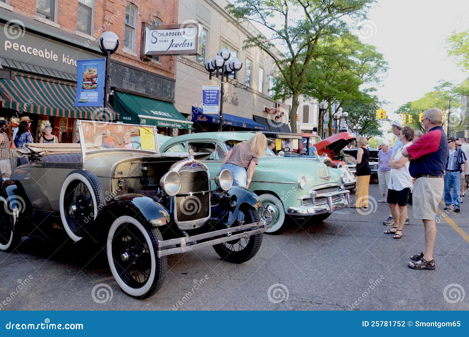 1928 Ford Model a and 1950 Chevrolet 2d Deluxe Editorial Photography ...