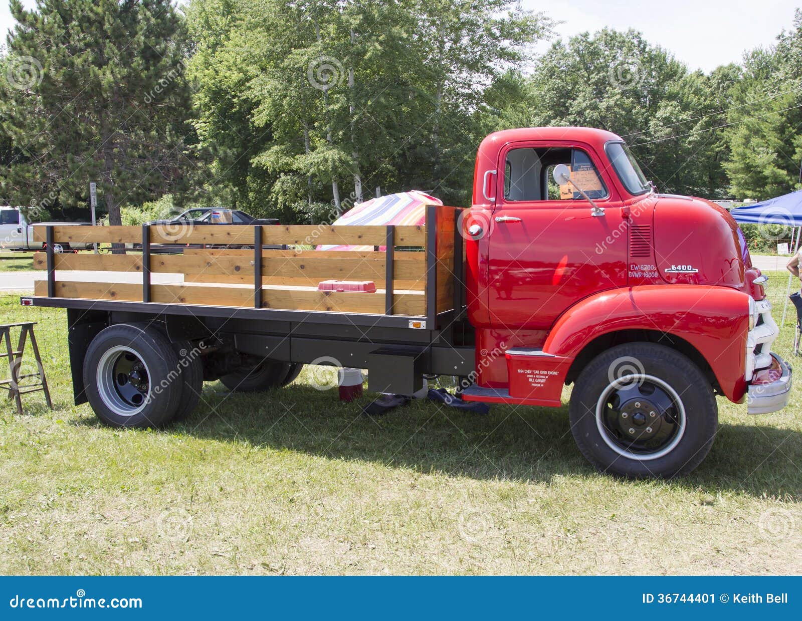 1954 Chevy 6400 Truck editorial photo. Image of chevrolet - 36744401