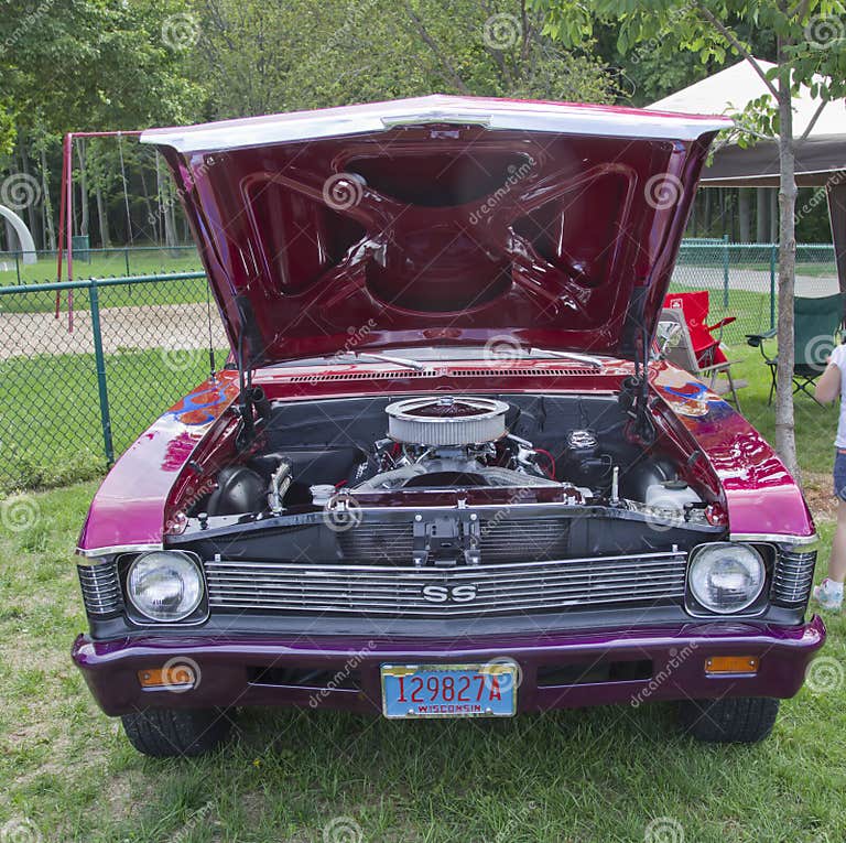 1969 Chevy Nova SS engine editorial stock image. Image of hope - 26279959