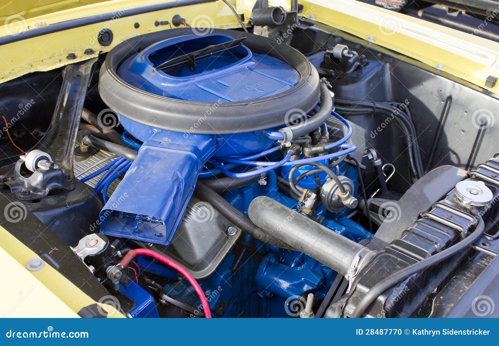 1969 Mercury Cougar 428 Cobra Jet Engine Stock Photo - Image of ...