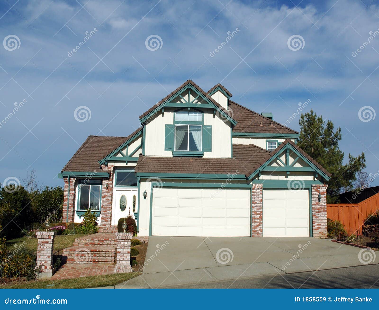 1990 S Home in Northern California Stock Image - Image of light ...