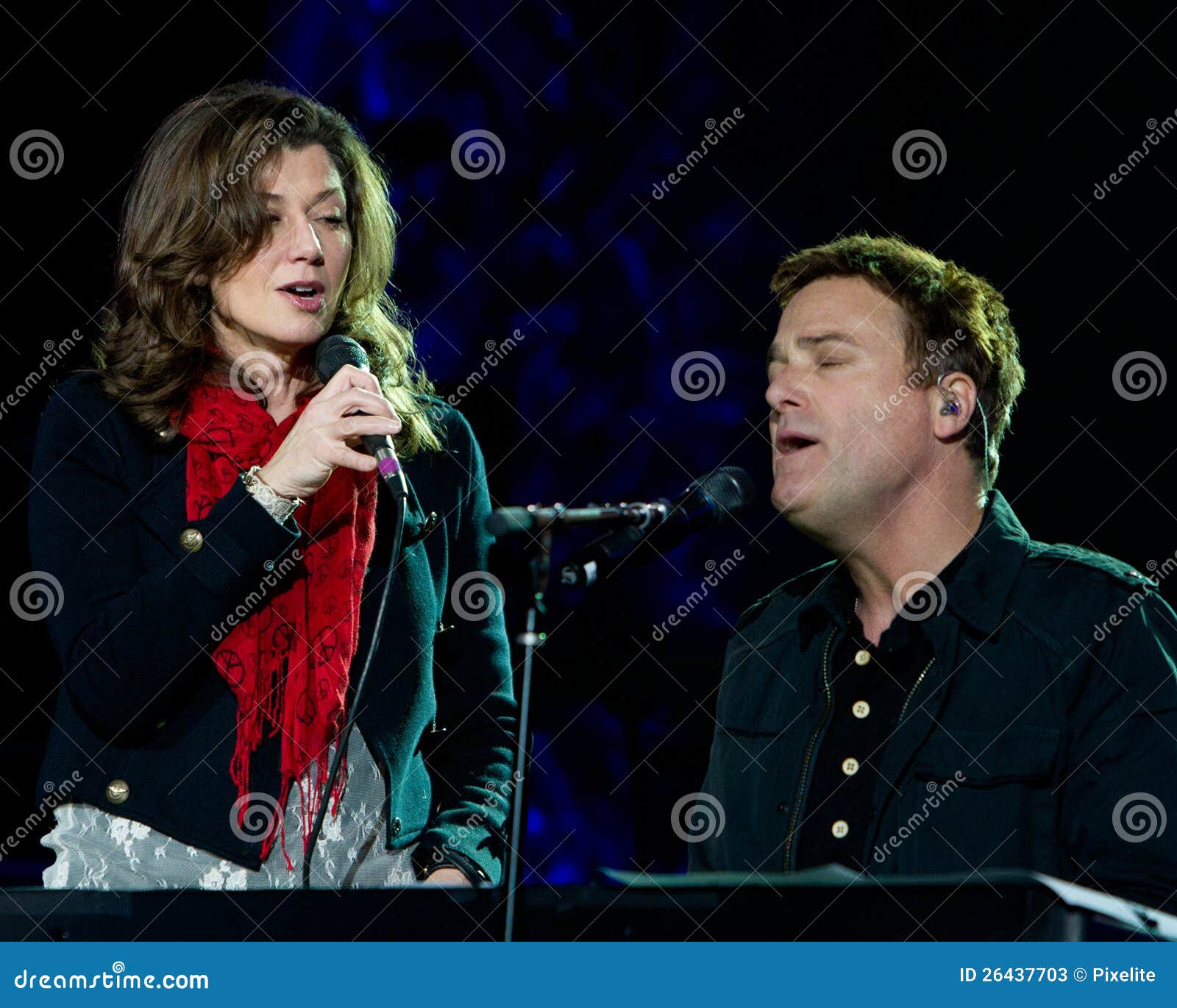 2 Friends Tour editorial stock photo. Image of michael - 26437703