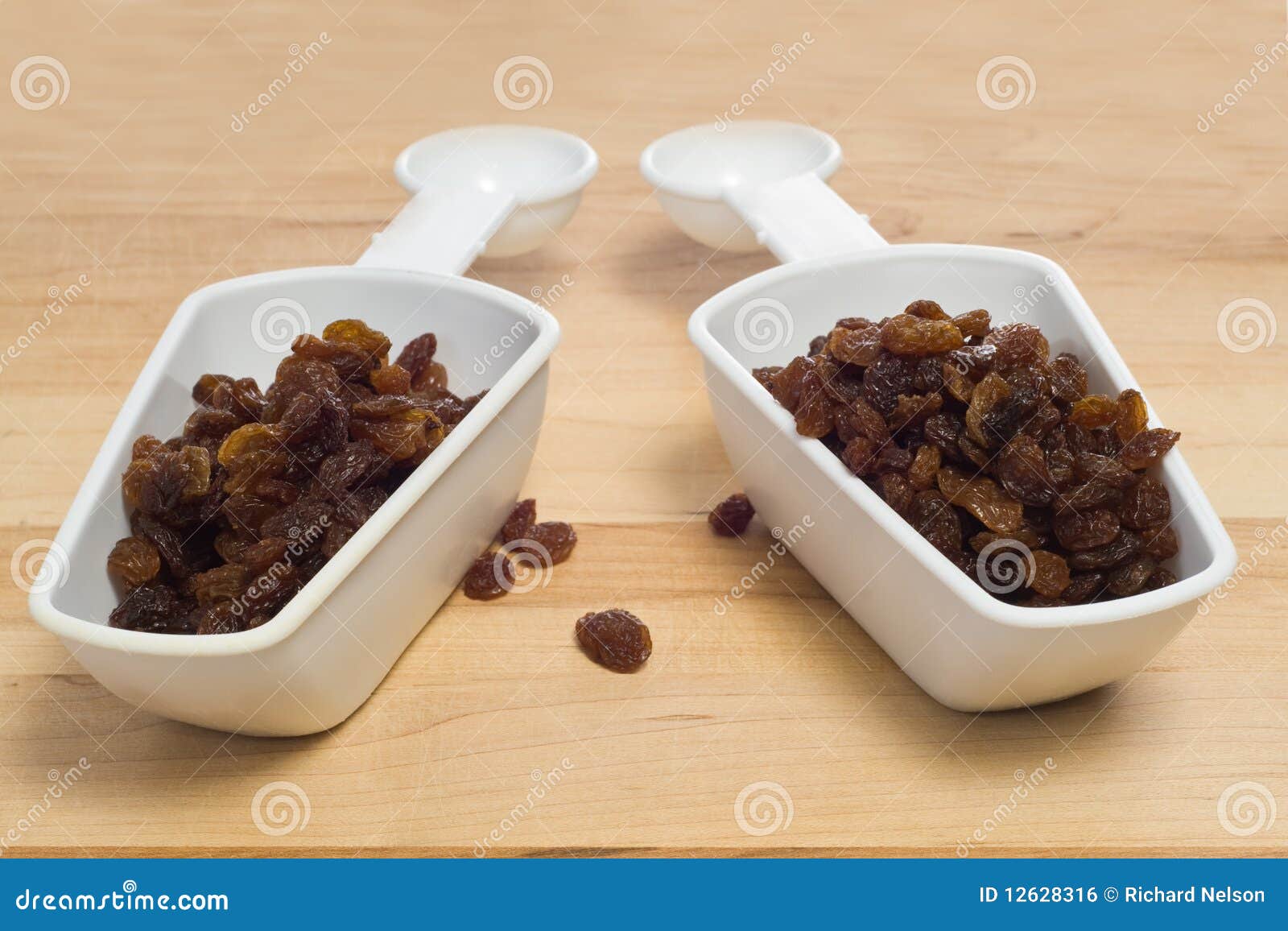 2 Scoops of Raisins stock photo. Image of fruits, ingredient - 12628316