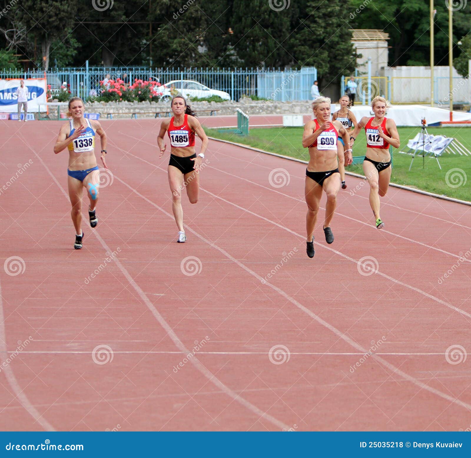 200 meters dash editorial stock photo. Image of event - 25035218
