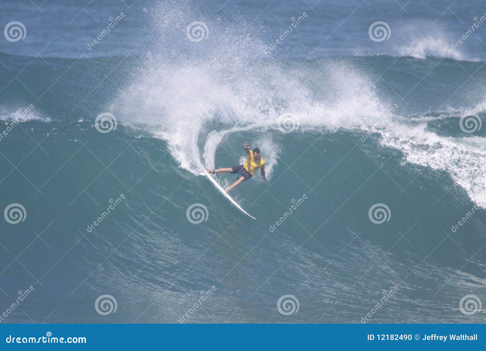 2009 World Cup of Surfing Champion Editorial Image - Image of event ...
