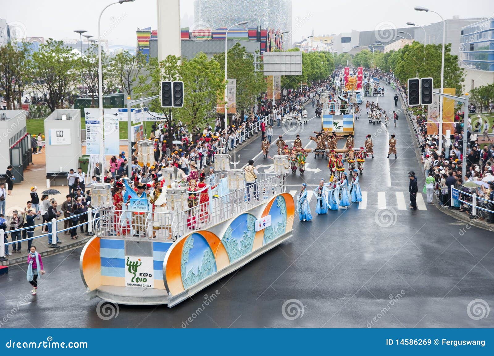 2010 world expo editorial stock image. Image of people - 14586269