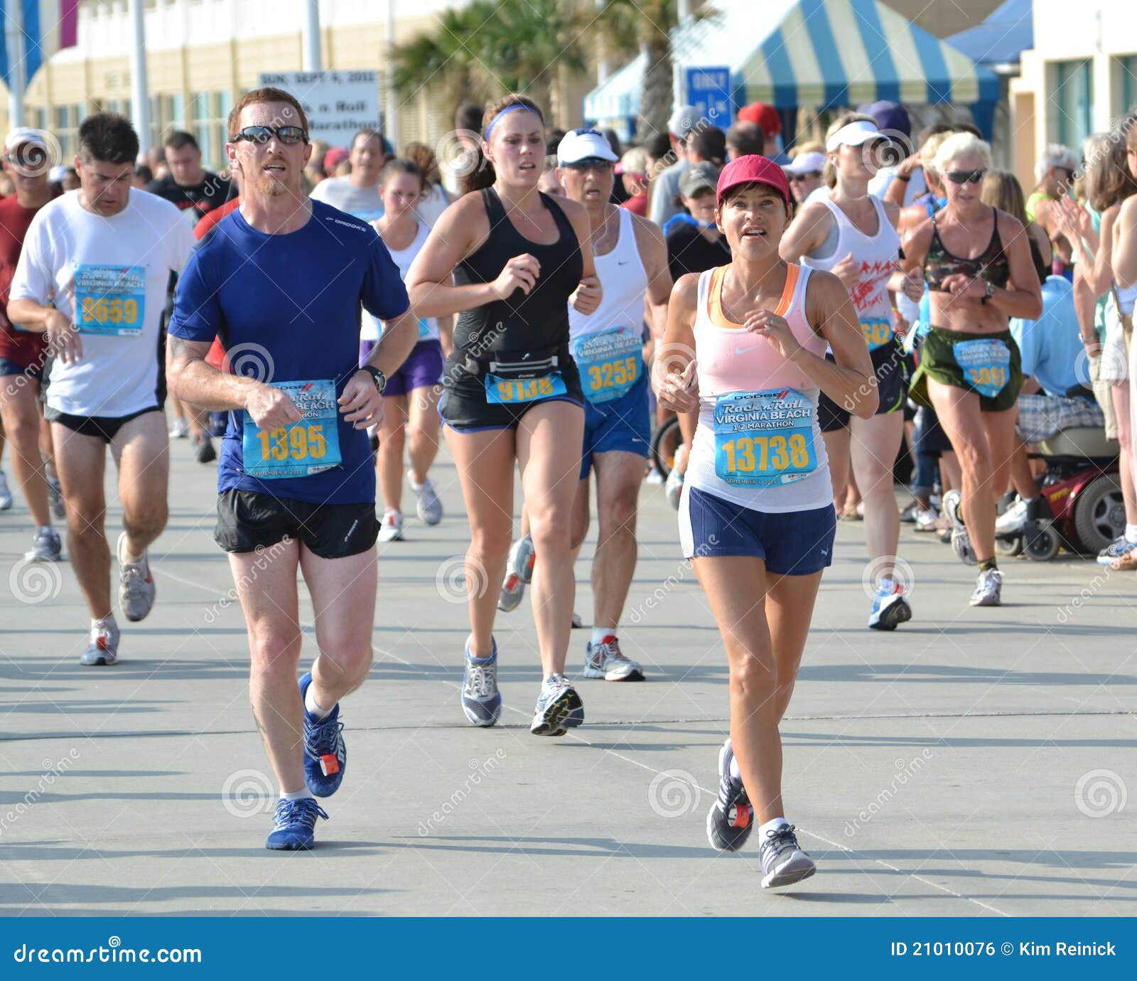 2011 Marathon editorial photo. Image of marathon, street - 21010076