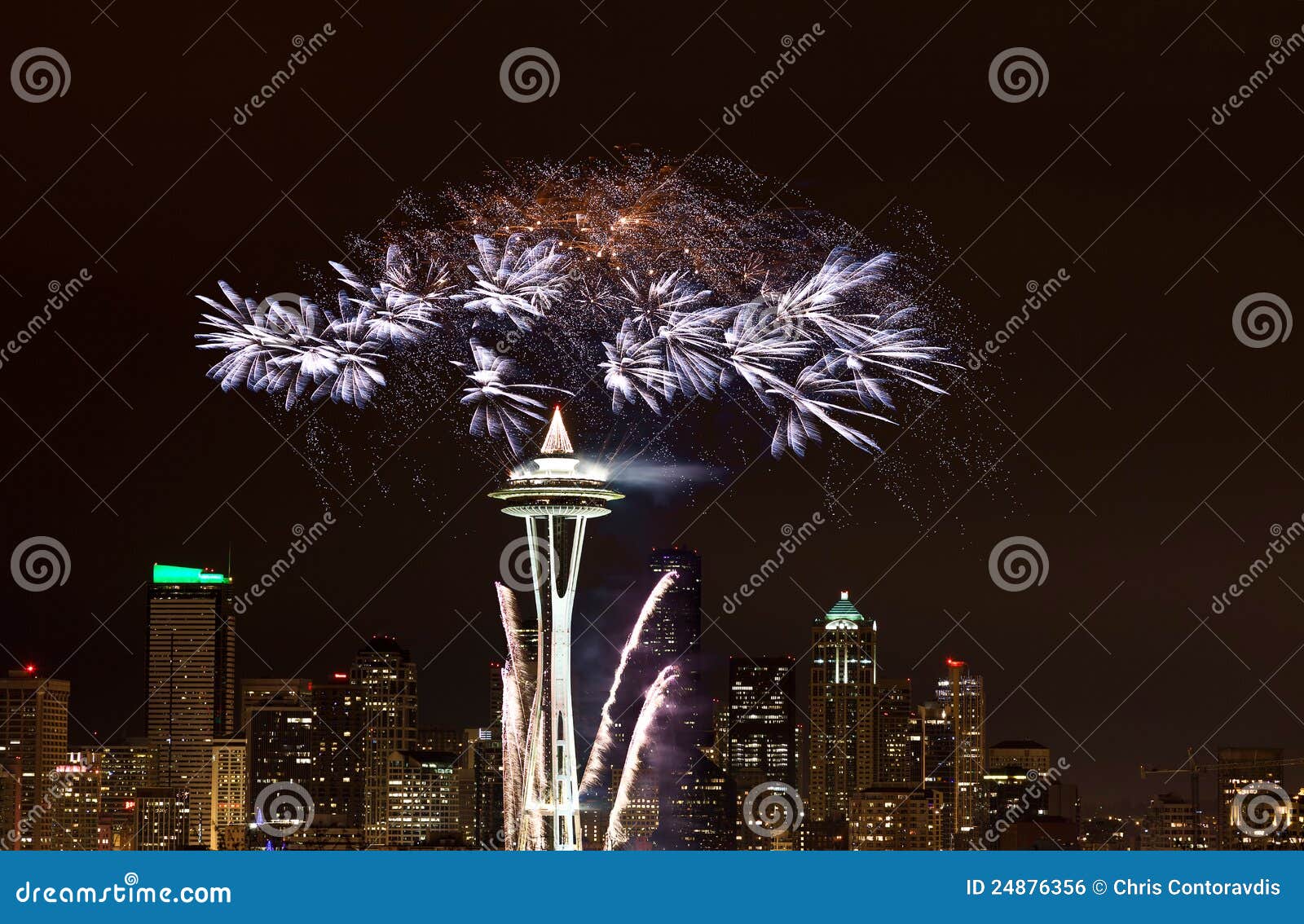 2012 Fireworks Display Seattle. Stock Photo - Image of scene, tourist ...