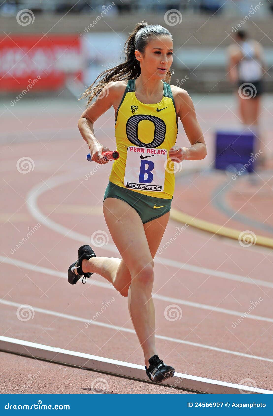 2012 Penn Relays - Oregon Womens Distance Runner Editorial Photography ...