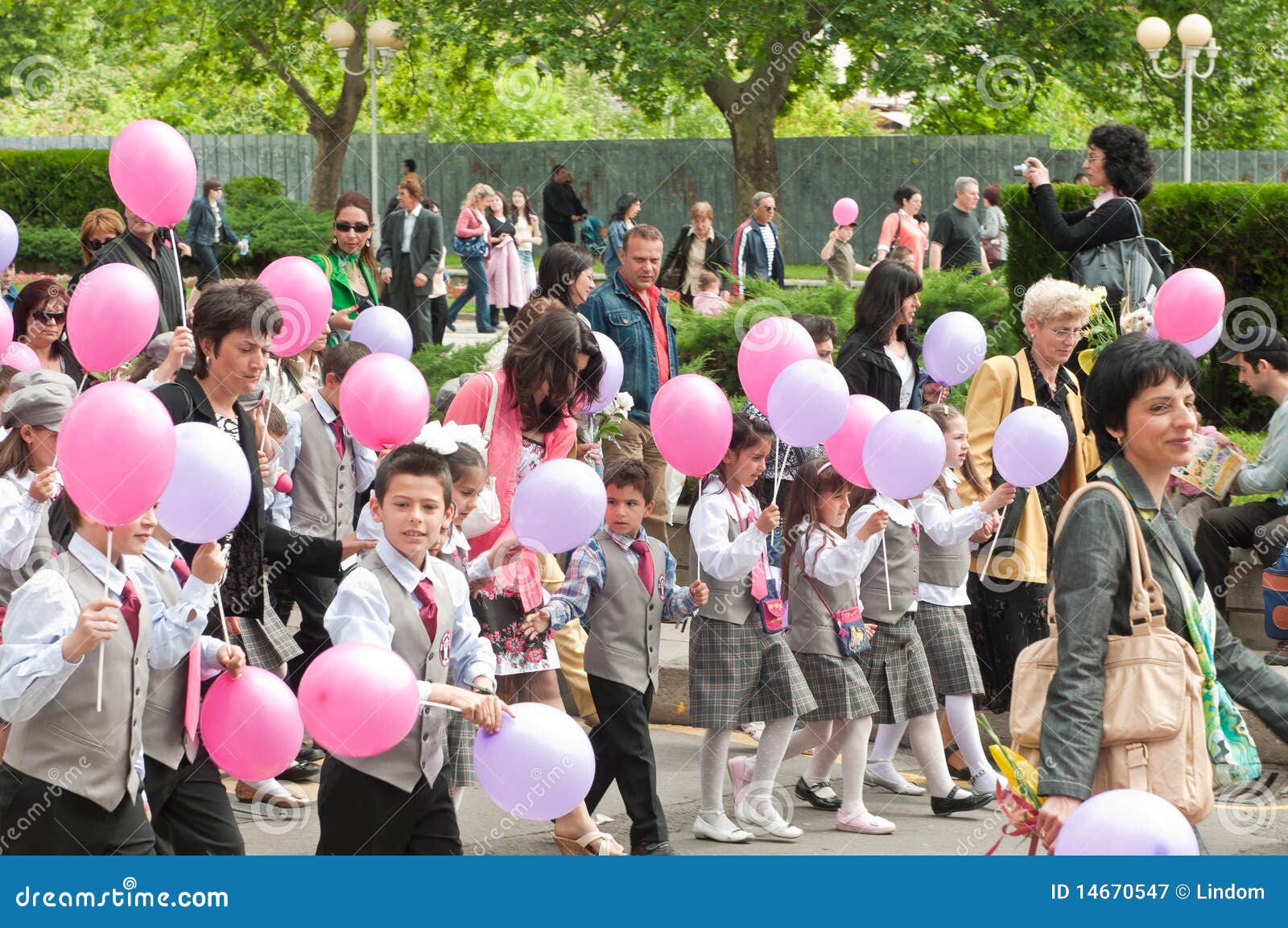 24 may - pink balloons editorial photography. Image of children - 14670547