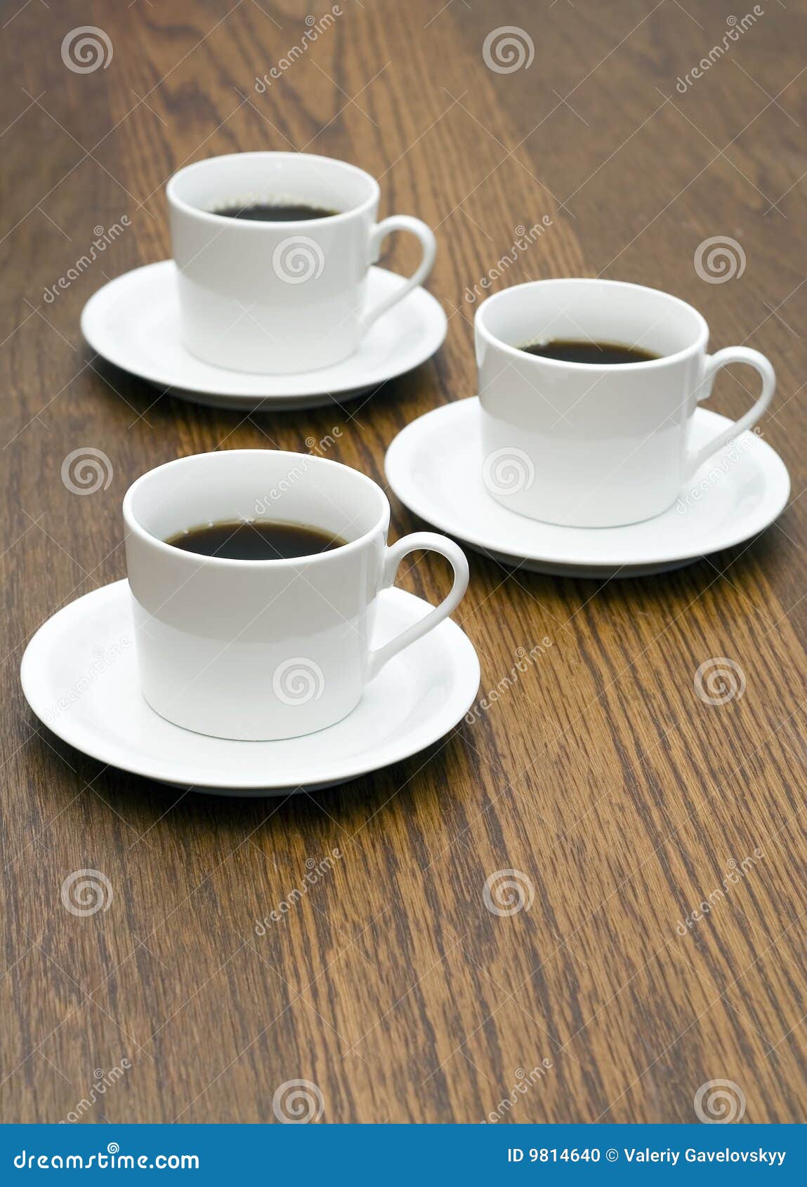 3 Coffee Cups on Wood Table Stock Photo - Image of crema, close: 9814640