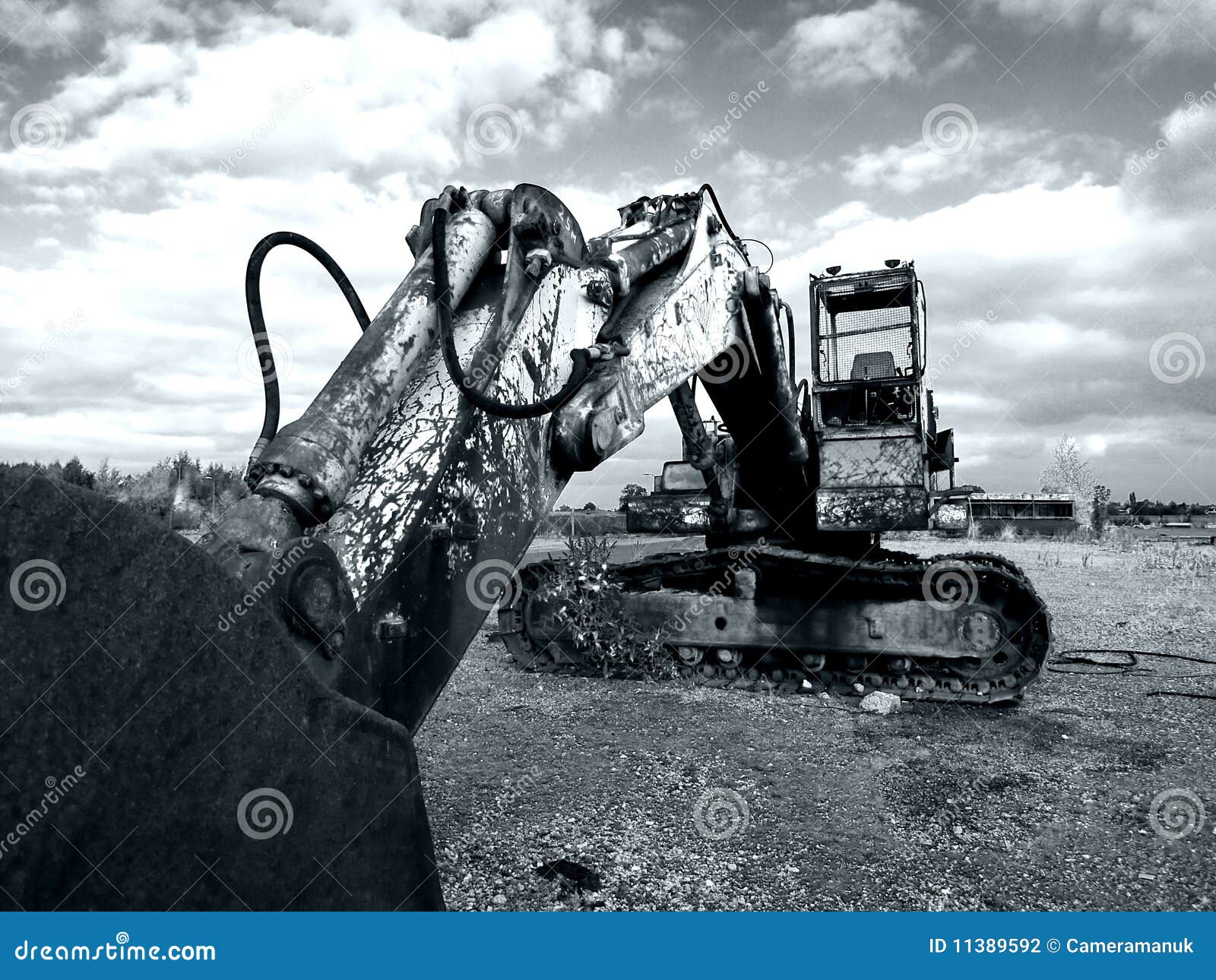 360 Digger in a Field Rusty 2 Stock Photo - Image of gravel, heap: 11389592