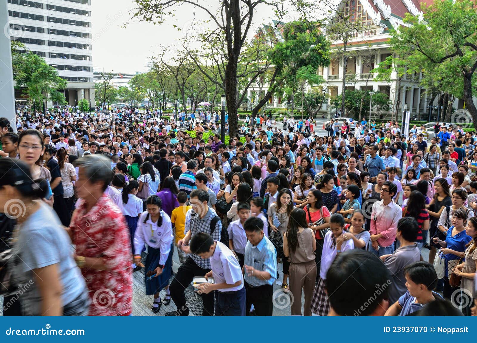4,200 Student Waiting for Entrance Exam Editorial Image - Image of ...