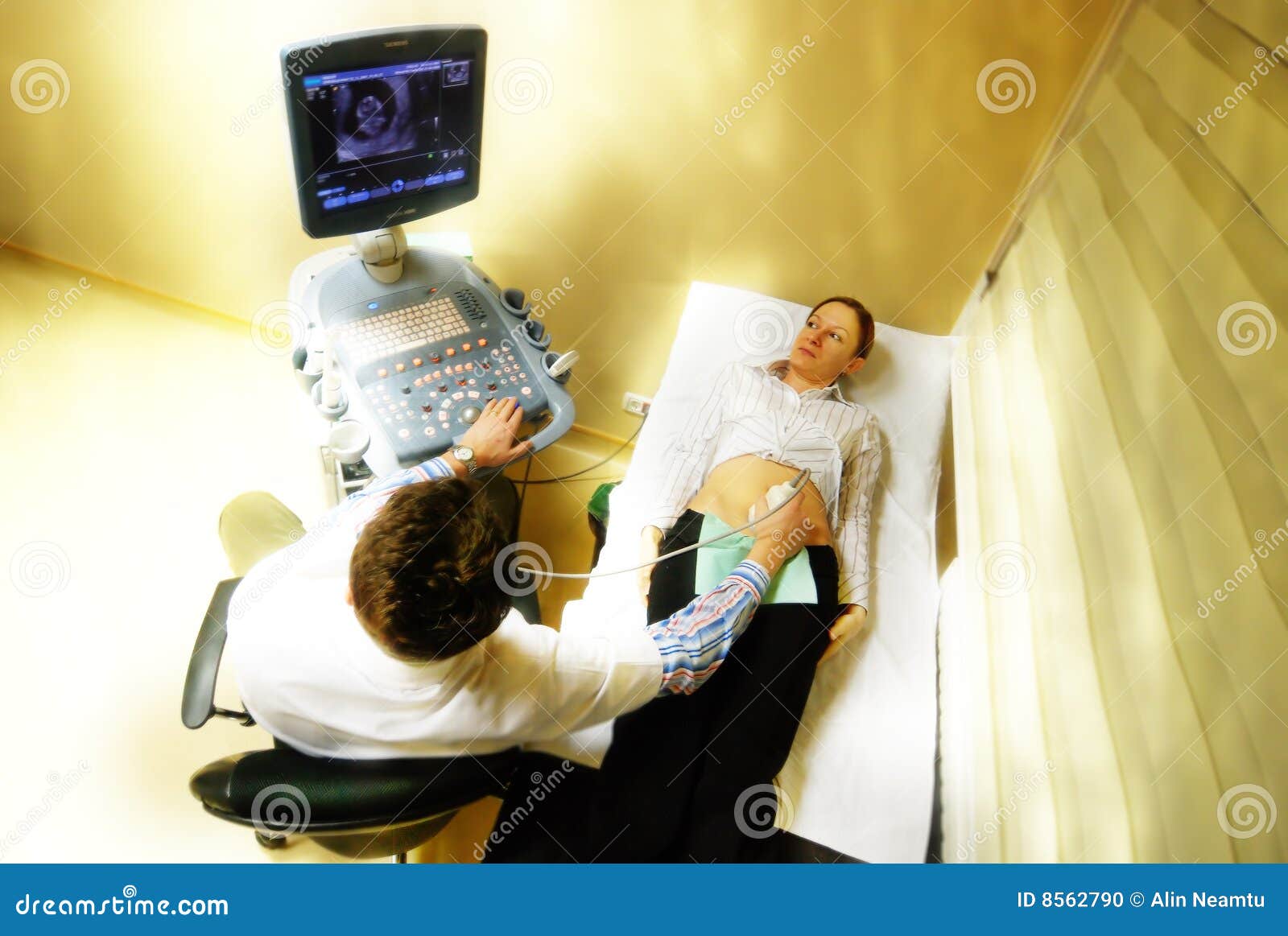 4D Pregnancy Ultrasonic Scan Stock Photo - Image of doctor, gynecology ...