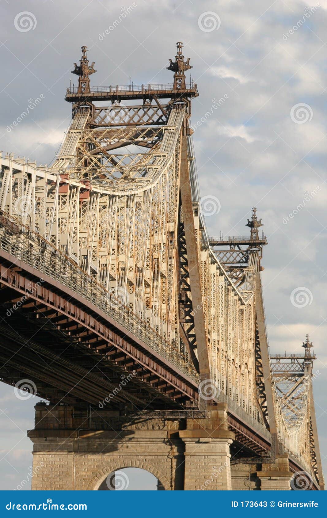 59th Street Bridge stock image. Image of river, queens - 173643