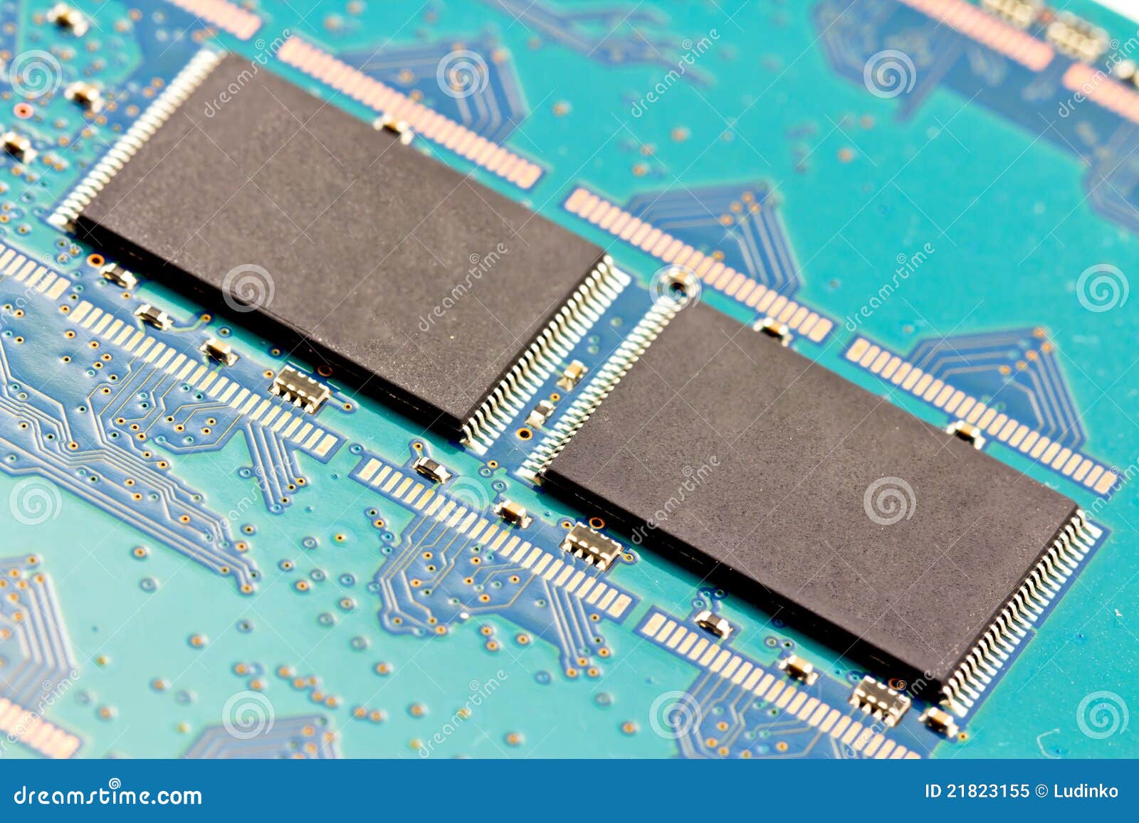 8 Gigabytes Memory Modules SMD - SSD Stock Image - Image of board ...
