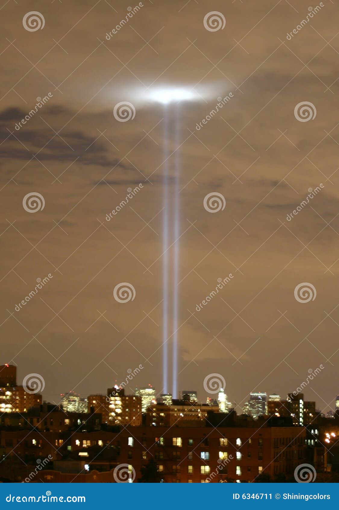 911 Anniversary Blue Light Towers Editorial Photo - Image of light ...