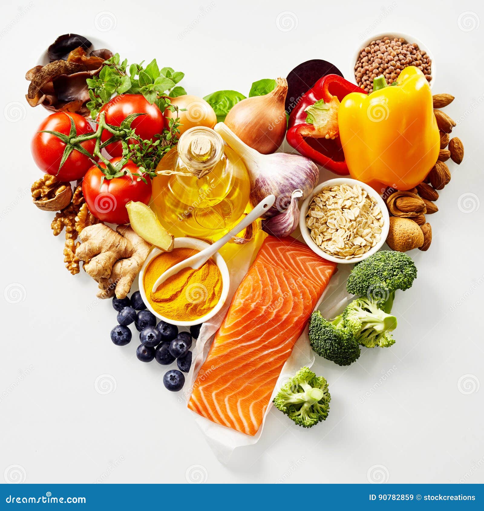 Aún Vida En Forma De Corazón De La Comida Sana Imagen de archivo ...