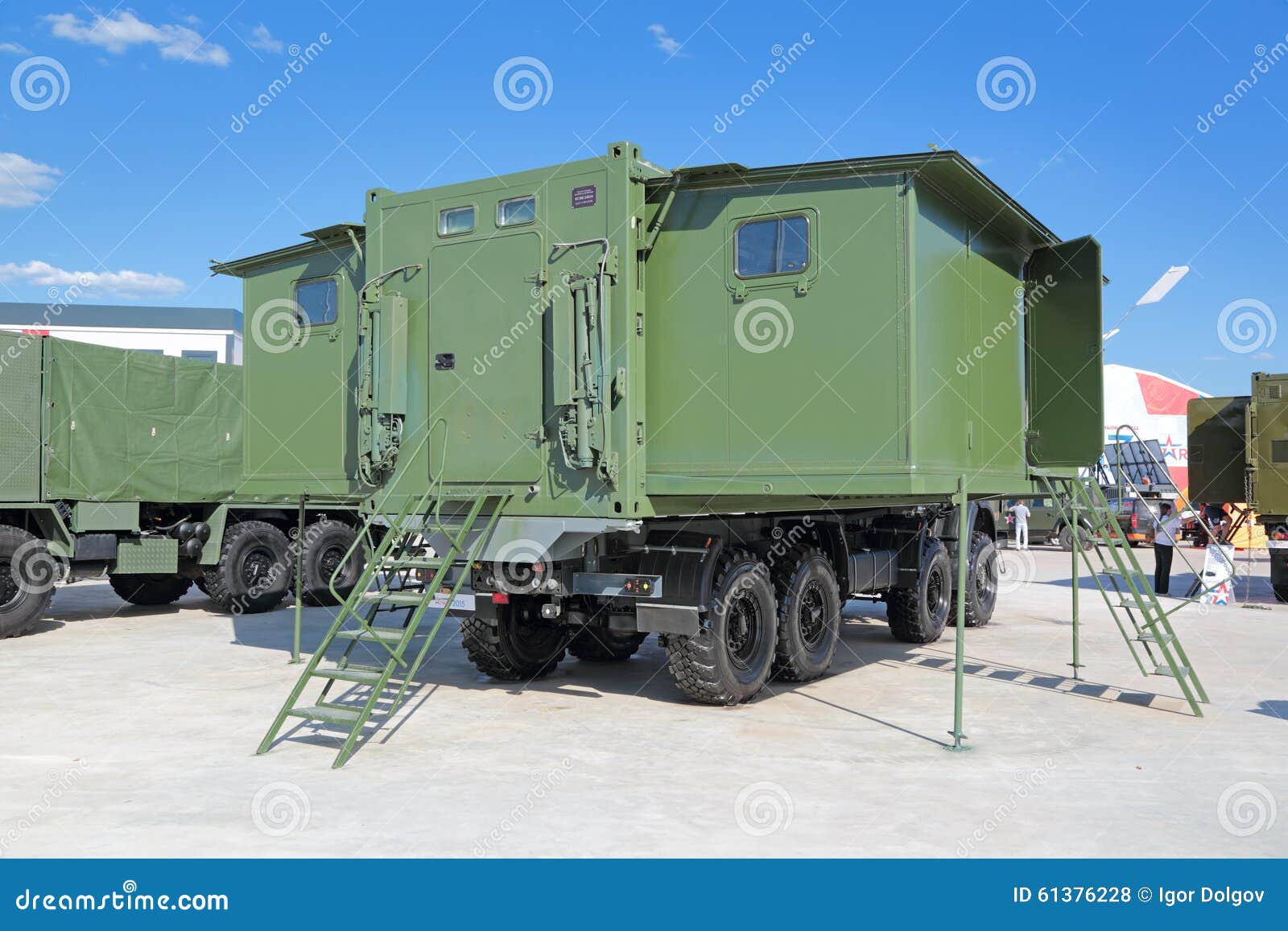 Aanhangwagenkeuken in Transfermium De Container Redactionele Stock Foto ...