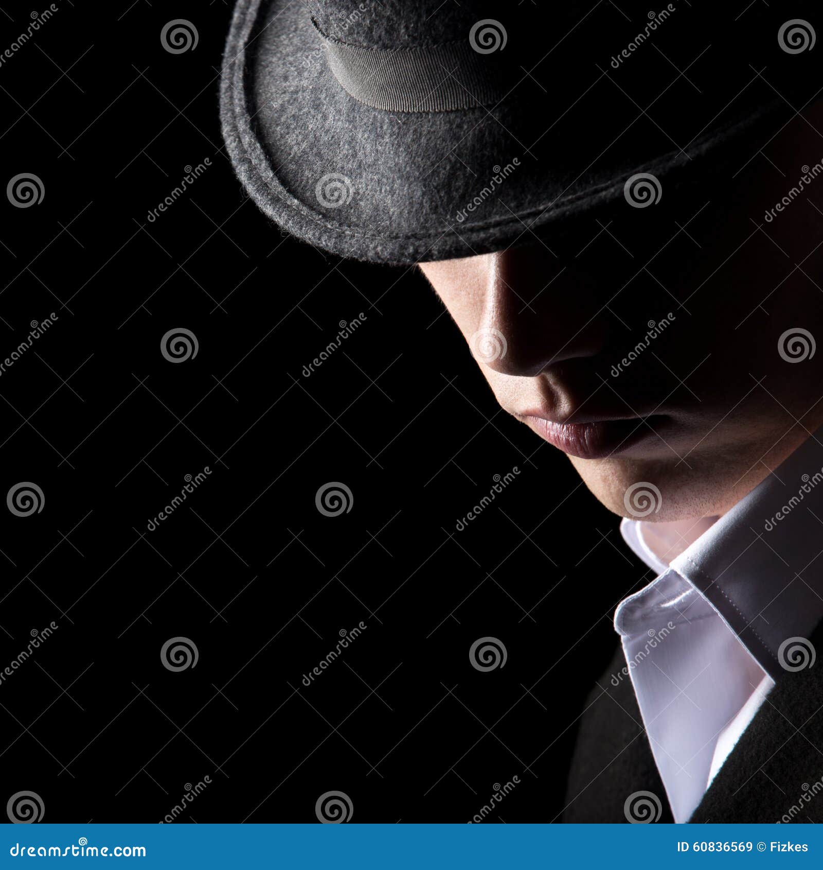 Aantrekkelijke Onherkenbare Mens in Hoed Stock Afbeelding - Image of ...