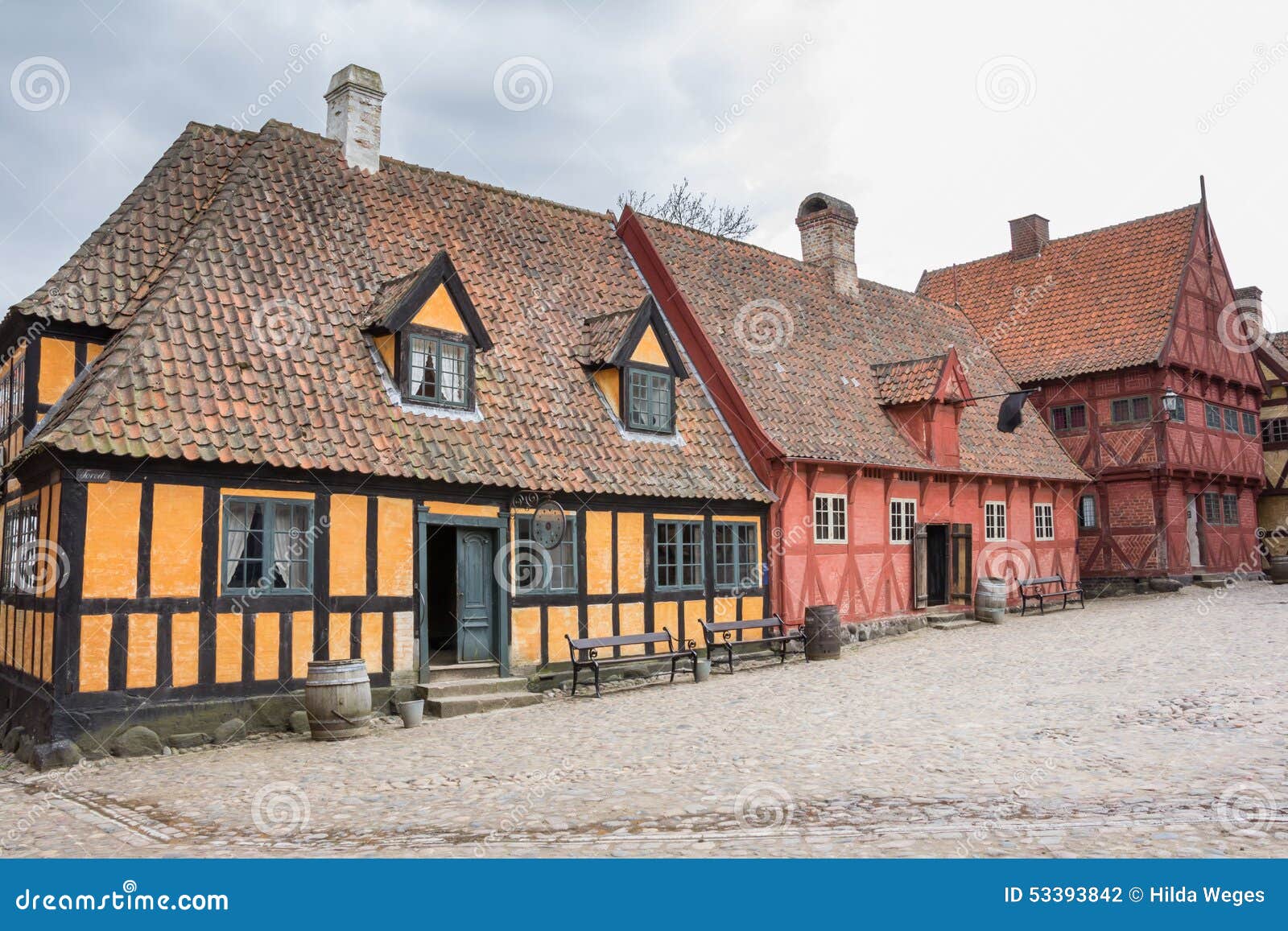 AARHUS, DANIMARCA - 12 APRILE 2015: Case Medievali Le Vie Di Fotografia ...