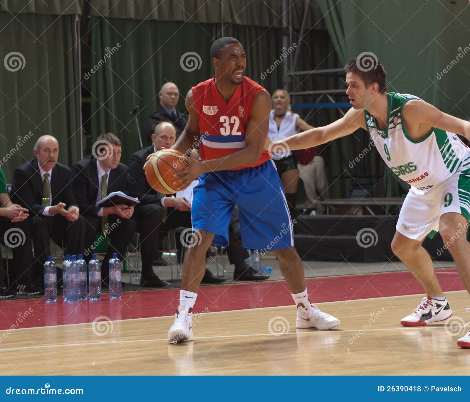 Aaron Marquez Miles editorial stock photo. Image of samara - 26390418