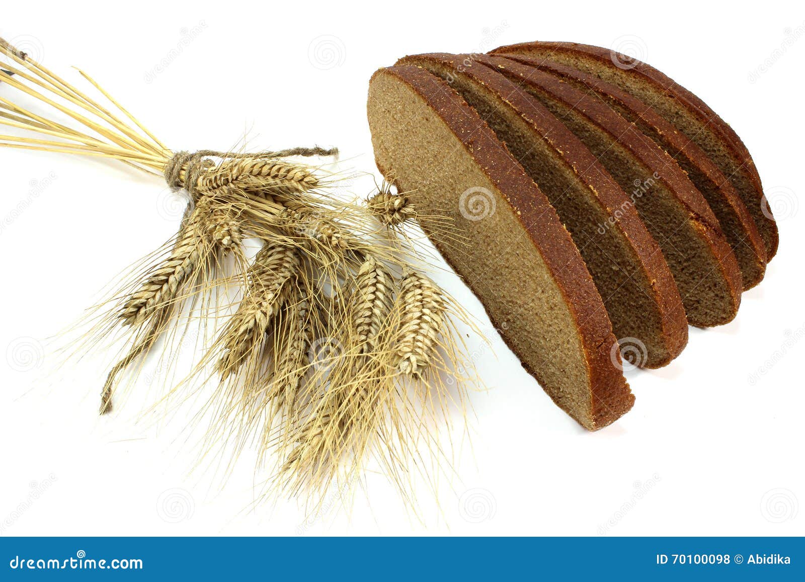 Aartjes en roggebrood stock foto. Image of korst, half - 70100098