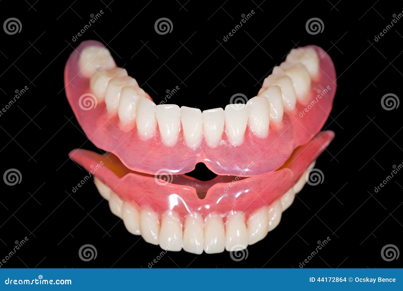 Abaissez le dentier photo stock. Image du médical, incisives - 44172864