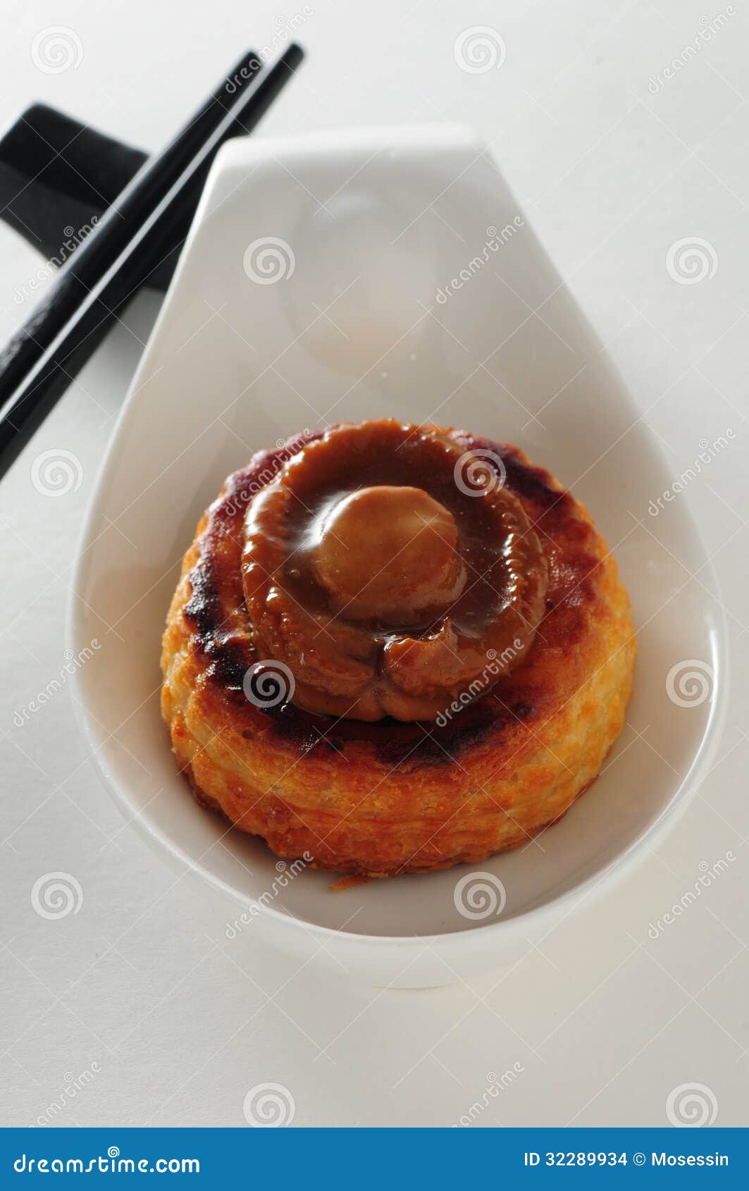 Abalone muffin stock photo. Image of cake, spoon, bowl - 32289934