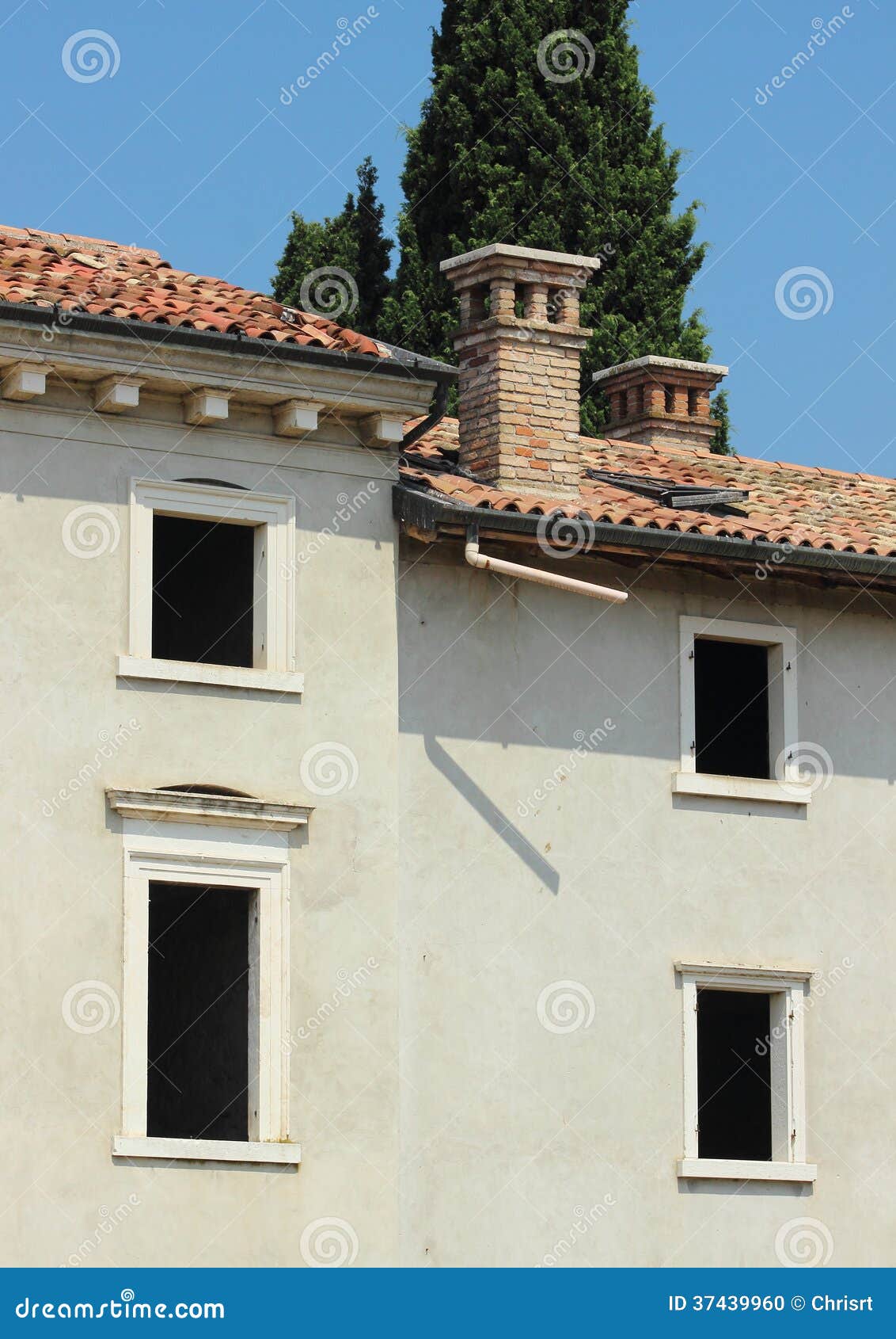 Abandon Italian Farm House with No Windows Stock Photo - Image of roof ...
