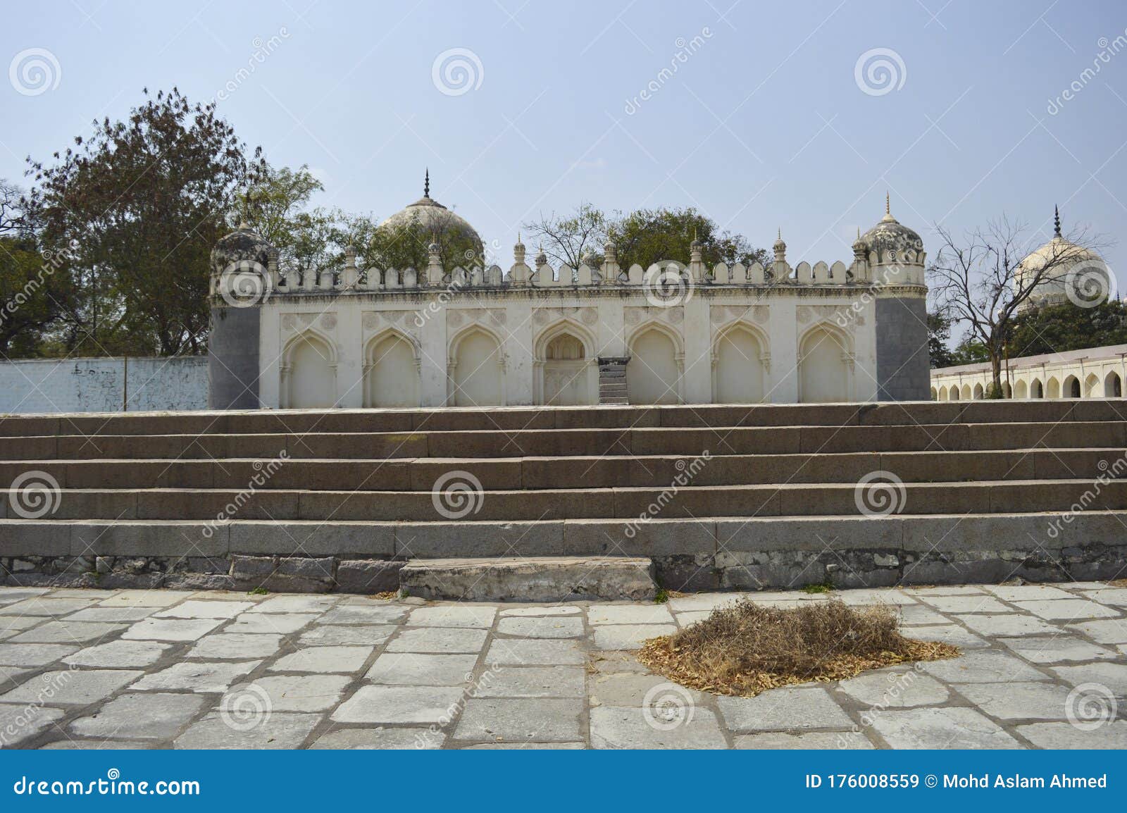 Abandon Open Mosque in Hyderabad India Stock Image - Image of design ... Abandon Open Mosque in Hyderabad India Stock Image - Image of design ...