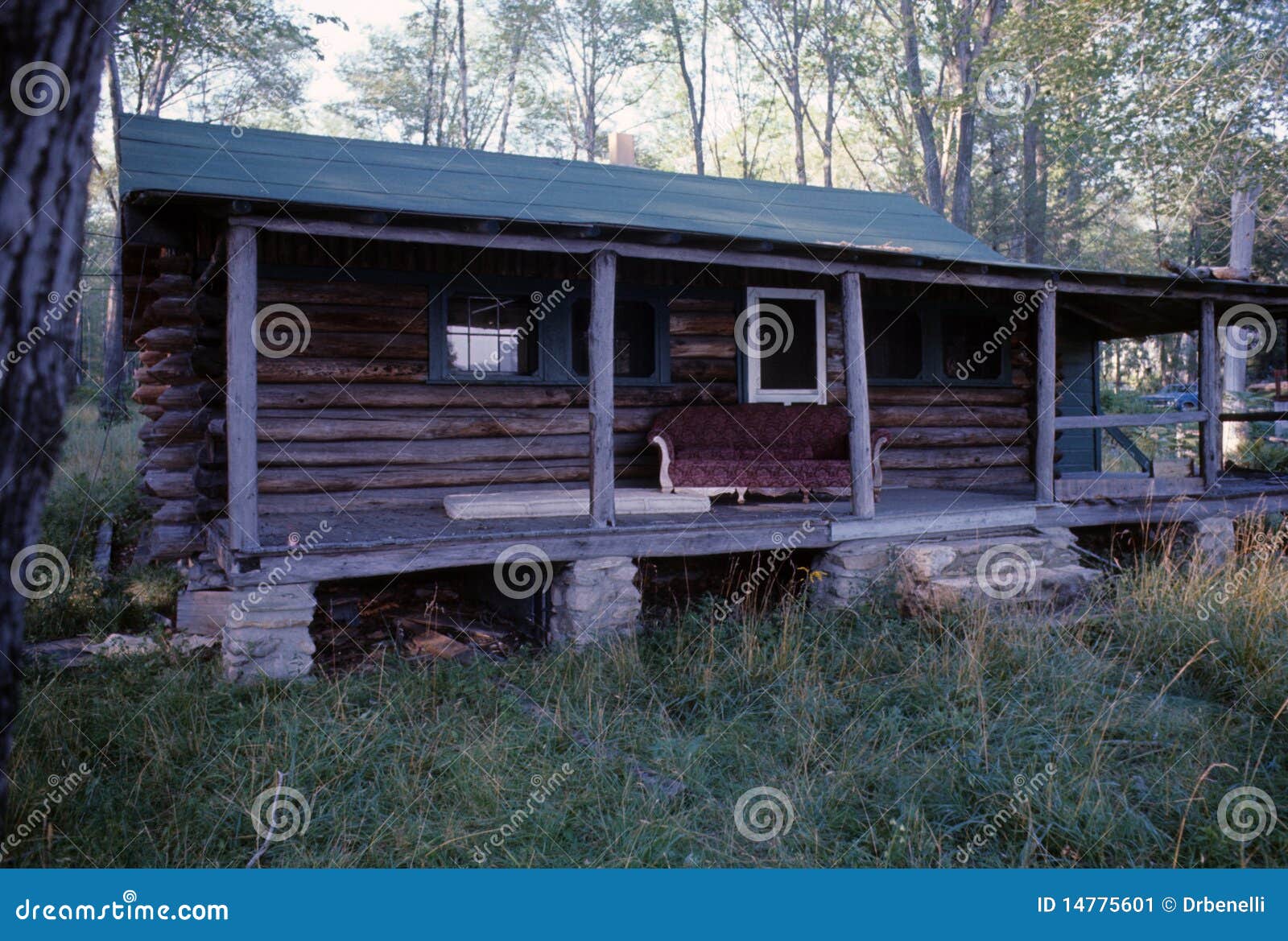 Abandonded Log Cabin stock image. Image of porch, cabin - 14775601