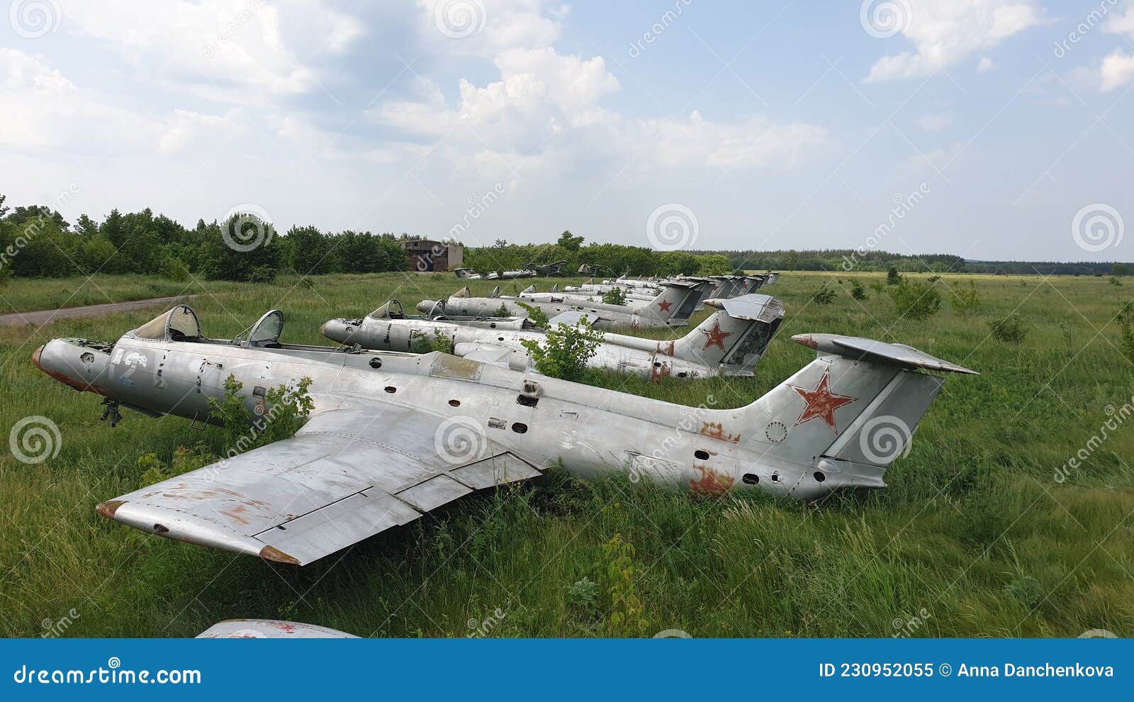 Airfields Stock Photos, Royalty-Free Images - 317 Stock Photography ...