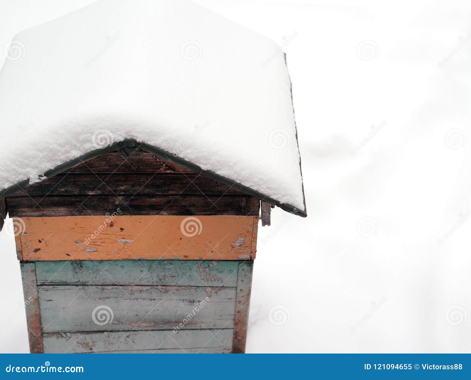Abandoned Beehive in Winter Stock Image - Image of season, cold: 121094655