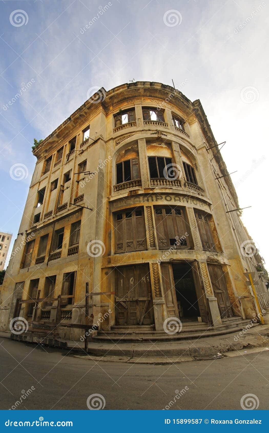 Abandoned Building in Old Havana, Cuba Stock Image - Image of cuban ...