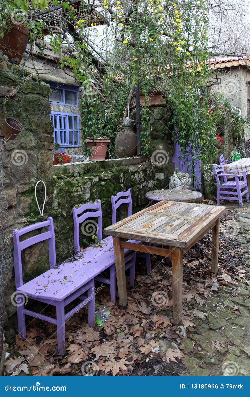 Abandoned cafe stock photo. Image of chair, table, cafe - 113180966
